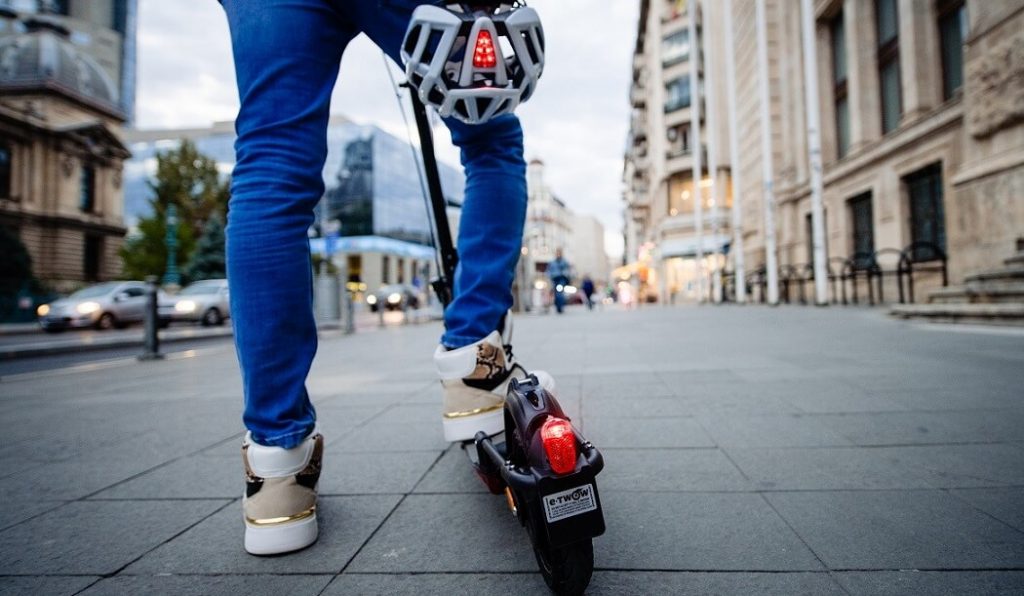 Top 10 Electric Scooter Safety Tips | October 2025